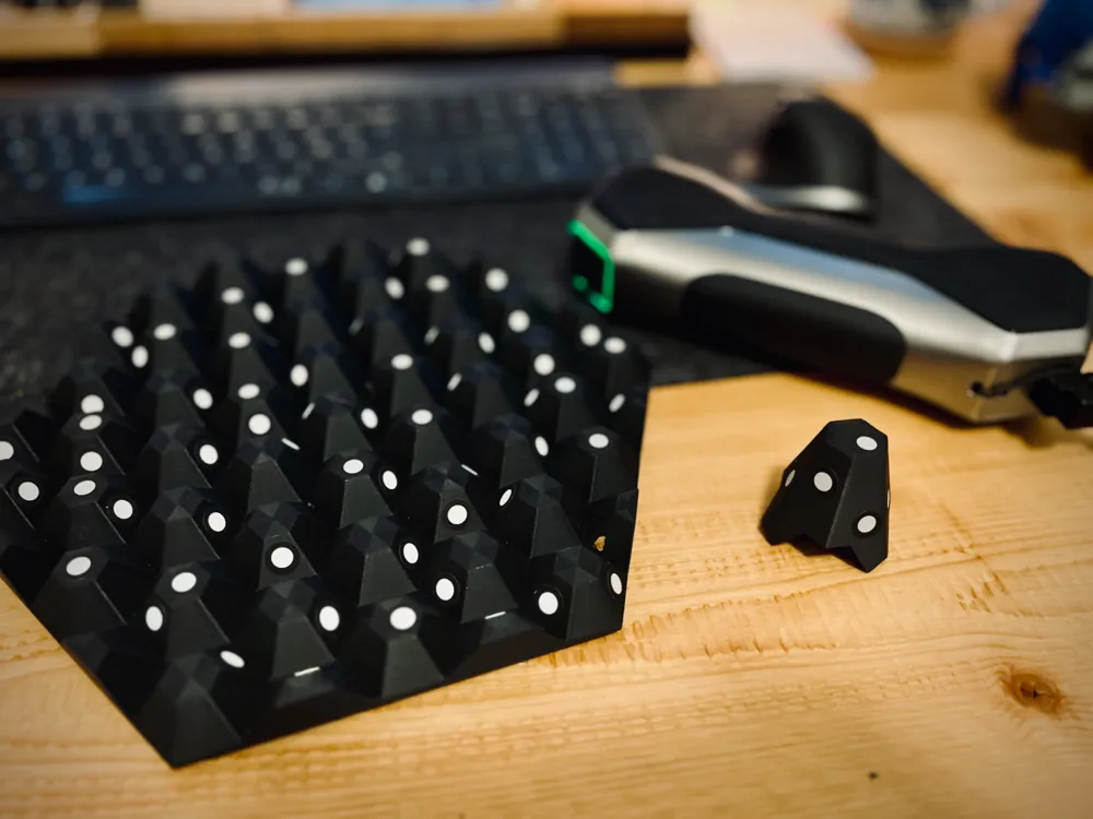 3D scanning background - fits on 2-axis table by soerenharaldsson ...