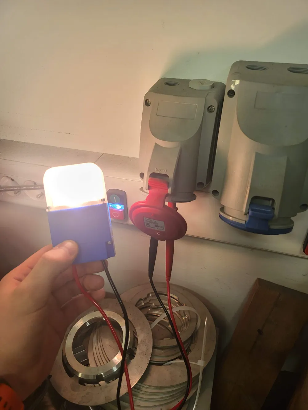 Test lamp 230/400V AC by piutyu1996 - MakerWorld