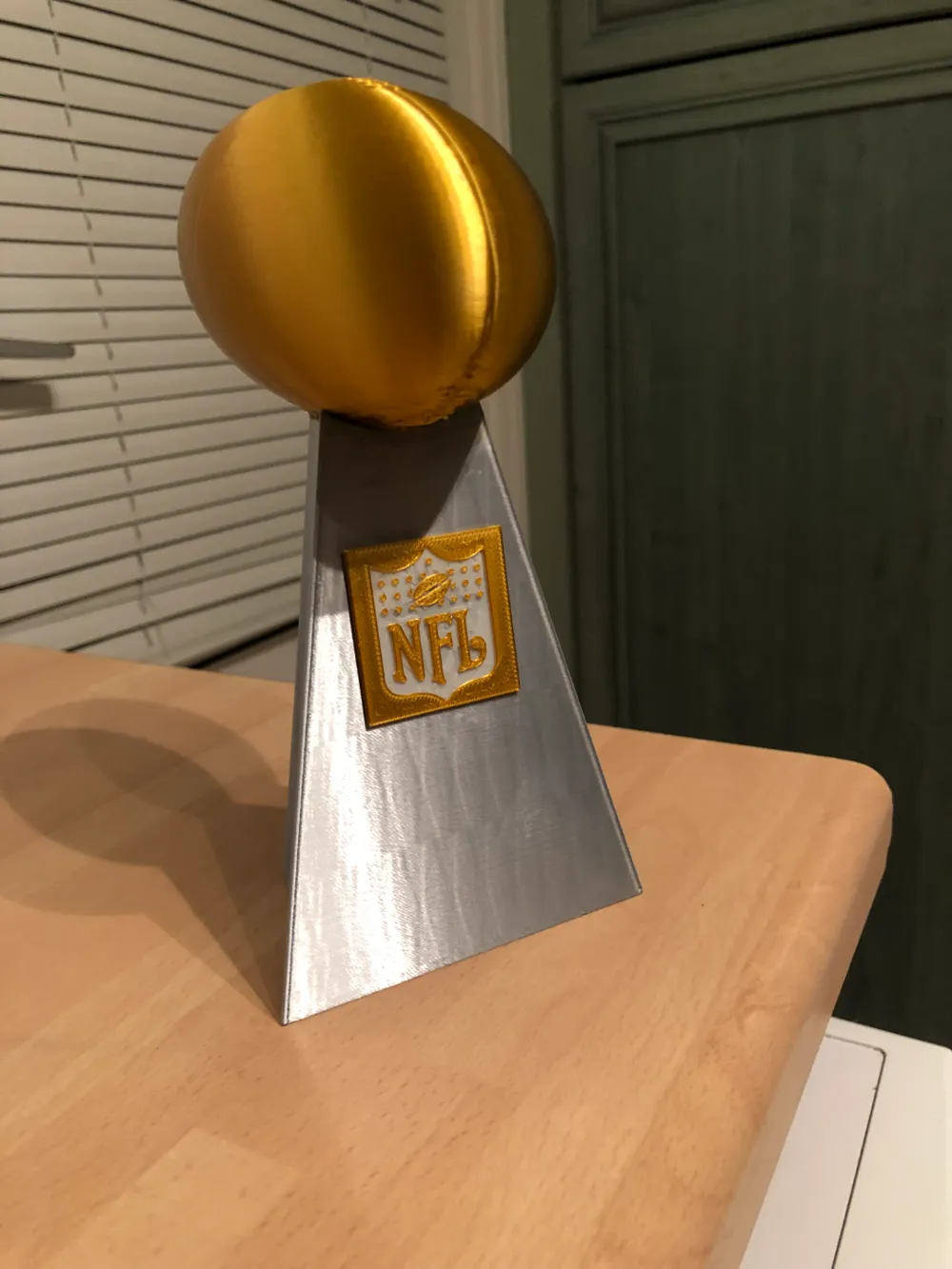 NFL Superbowl Vince Lombardi Trophy by kevr102 - MakerWorld