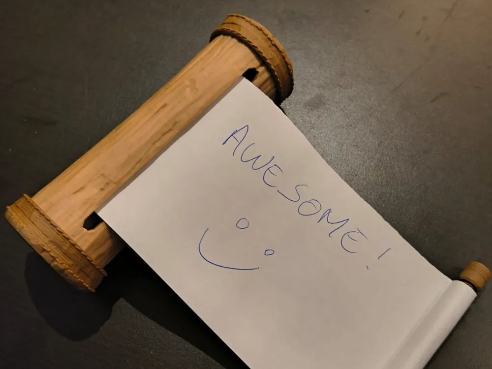 Medieval rollable scroll case - Free 3D Print Model - MakerWorld