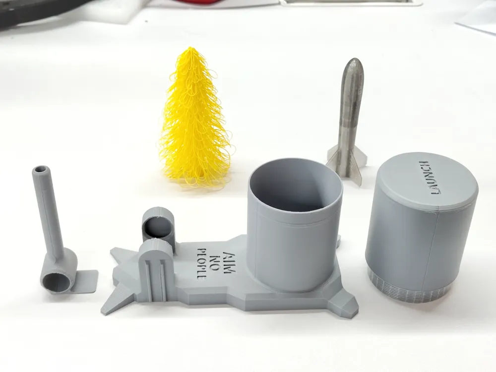 Xmas Tree Piston Launcher by Dr. J. Ma - MakerWorld