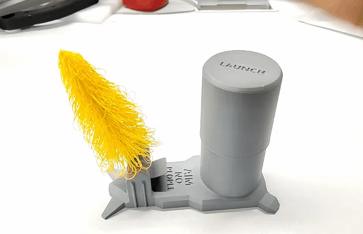 Xmas Tree Piston Launcher by Dr. J. Ma - MakerWorld