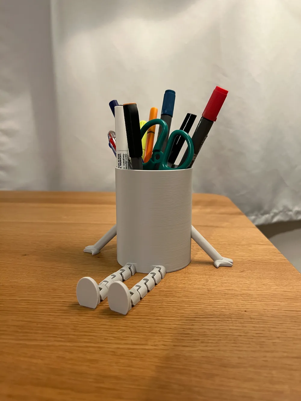 Articulated Pen Holder - Desk Organizer - Free 3D Print Model - MakerWorld