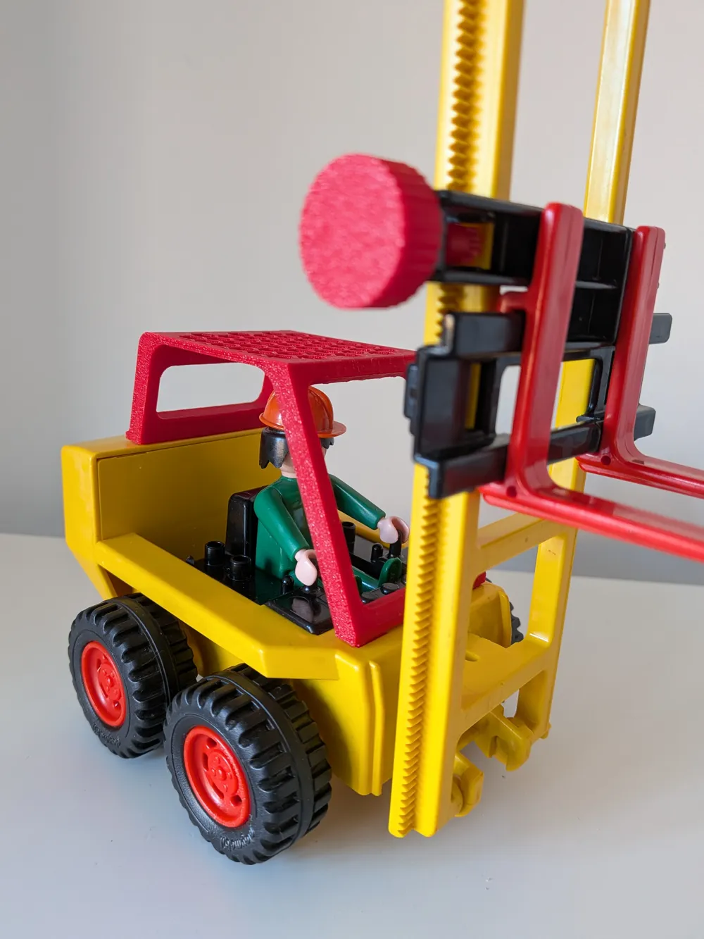 playmobil forklift 3506 operator cabin - Free 3D Print Model - MakerWorld