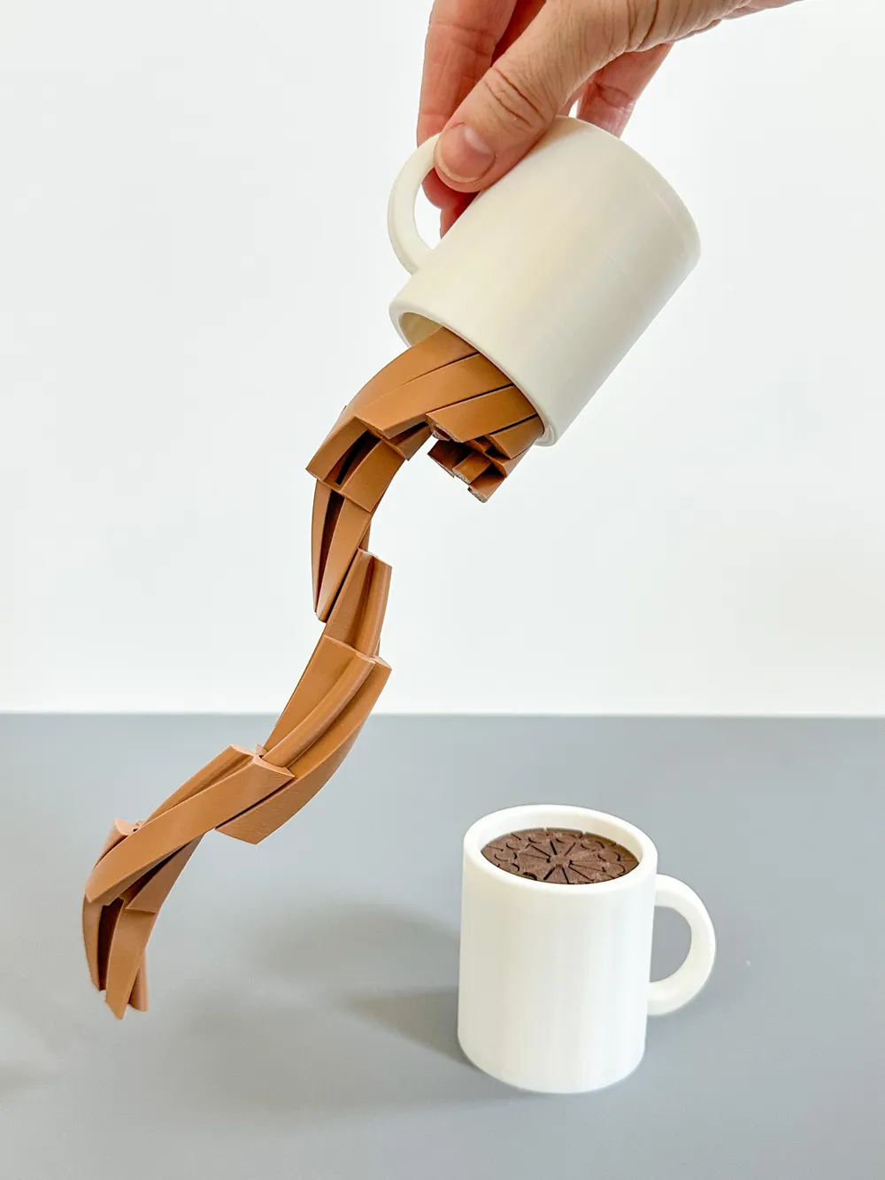 Spill & Refill Coffee Mug Fidget - Free 3D Print Model - MakerWorld