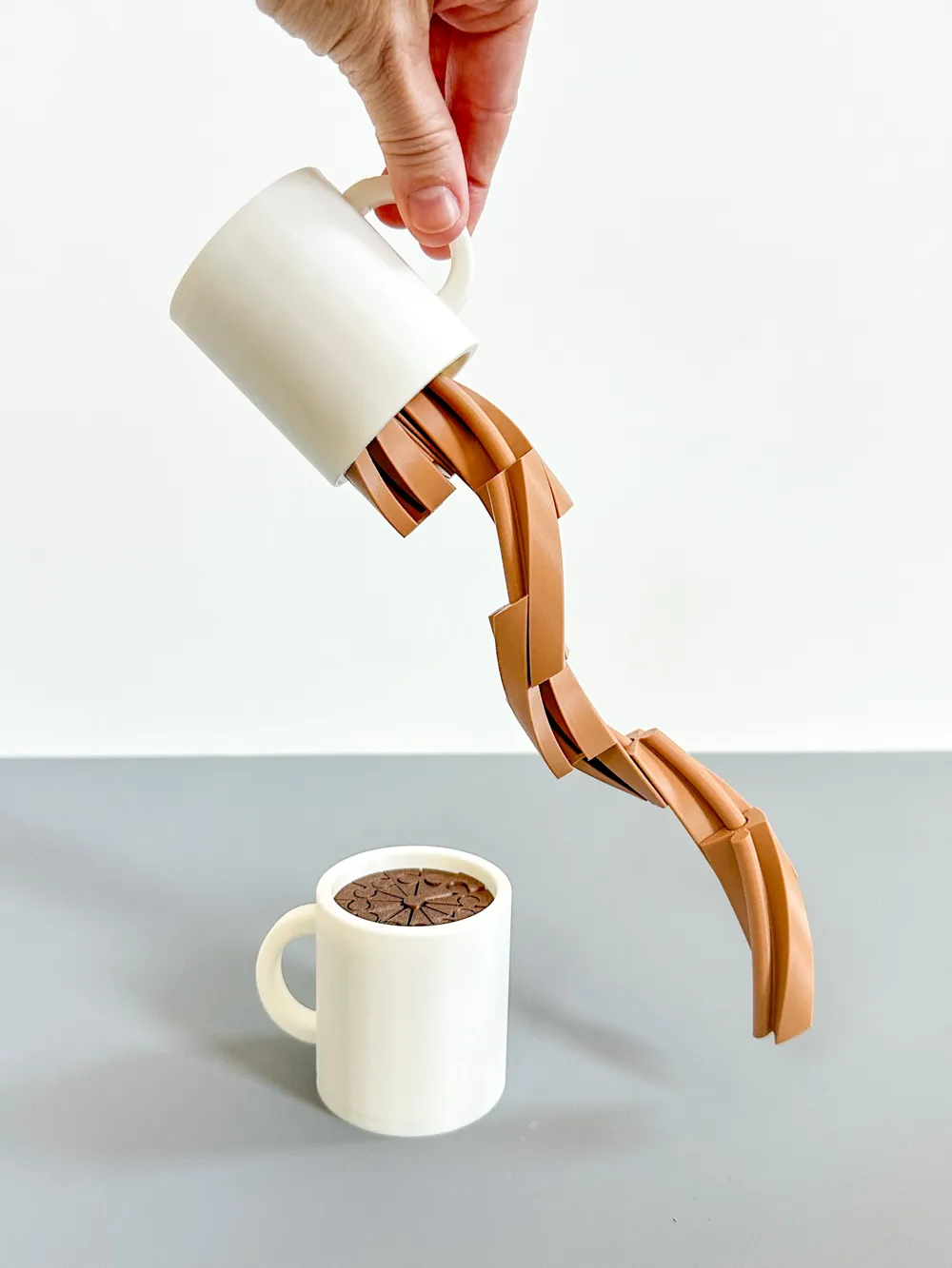 Spill & Refill Coffee Mug Fidget - Free 3D Print Model - MakerWorld