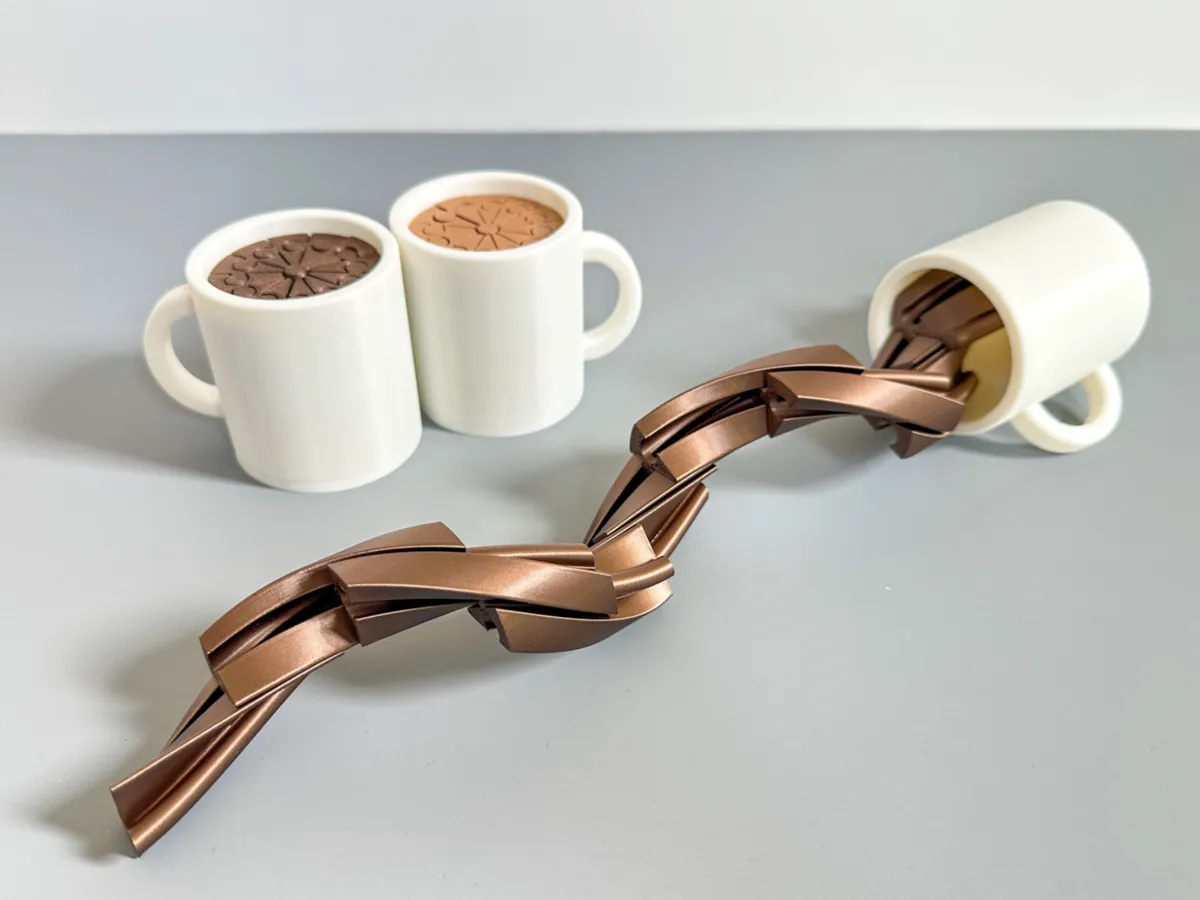 Spill & Refill Coffee Mug Fidget - Free 3D Print Model - MakerWorld