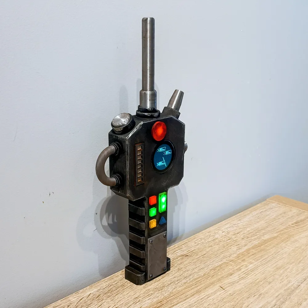 Auspex Hand Scanner (40k-style) — Animated Display - Free 3D Print ...