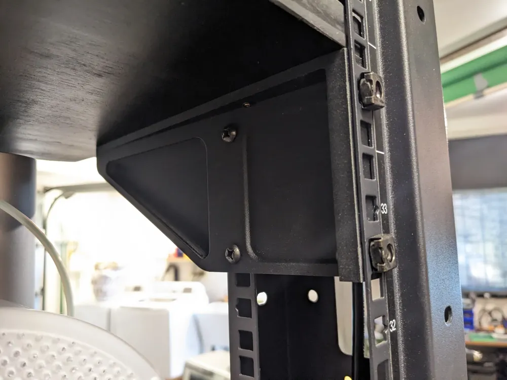 Server Rack Shelf Bracket (NavePoint 4 Post) - Free 3D Print Model ...