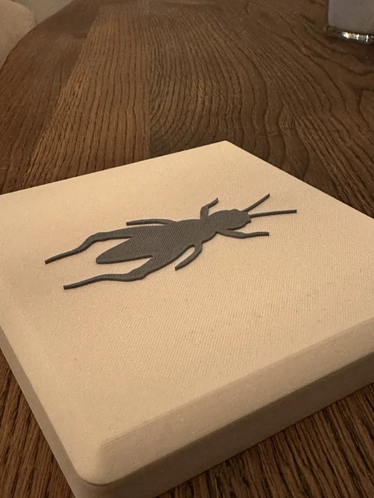 Feeding-Cricket Box - Free 3D Print Model - MakerWorld