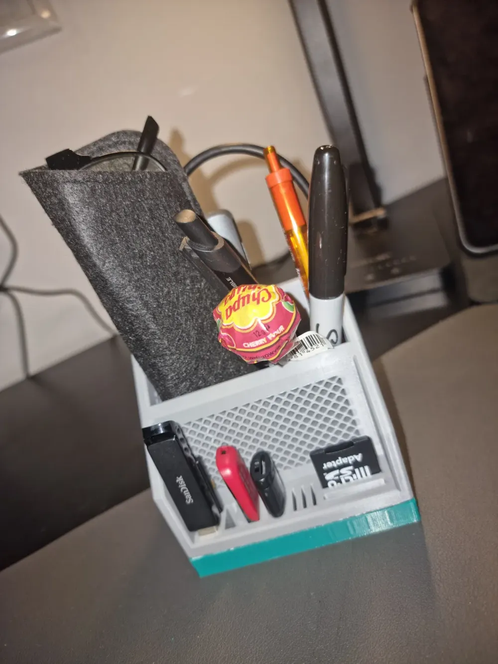 Rugged organizer with type C slots by Jan Design - MakerWorld