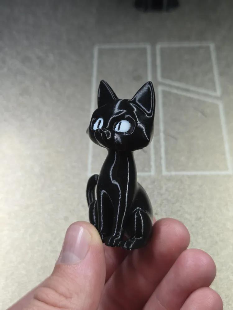 Gruselige Katze (Leuchtende Augen im Dunkeln) – Kostenloses 3D ...