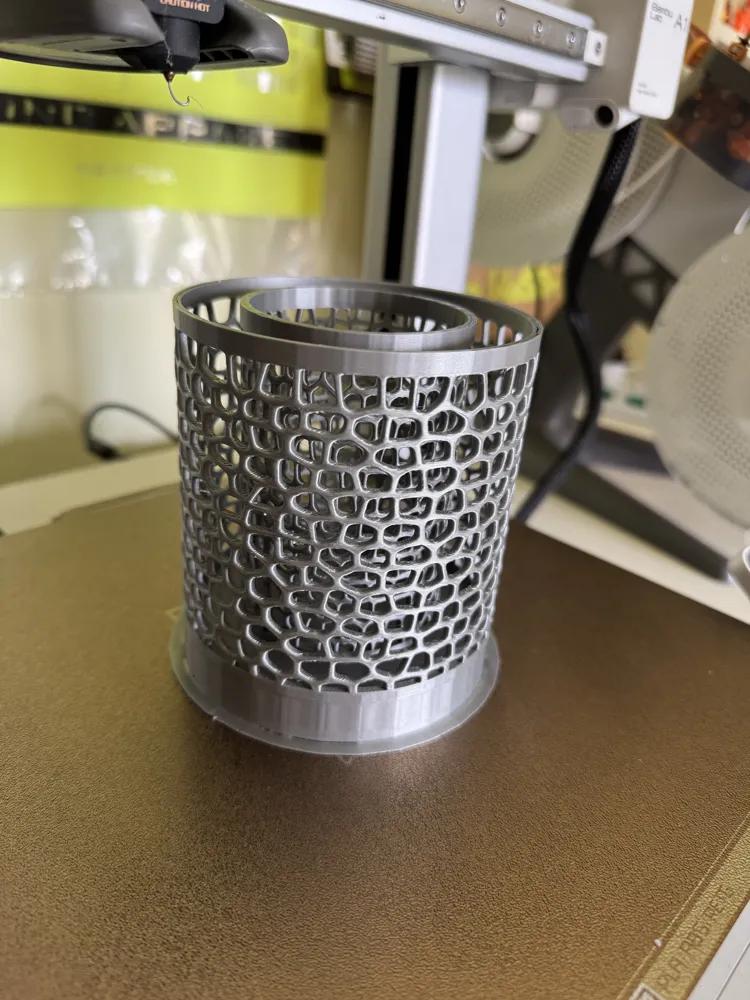 Pen Holder with 3d printers' poop as infill by TheSax MakerWorld ...