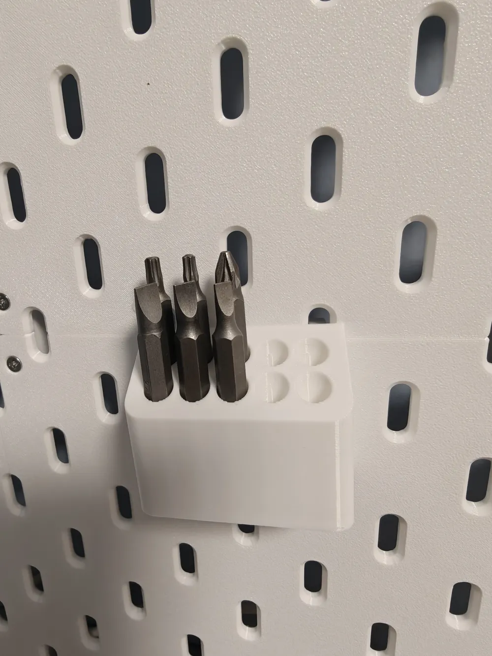 Pegboard pegboard organizer customizable Customize IKEA SKADIS by Bie is EE MakerWorld: Download ...