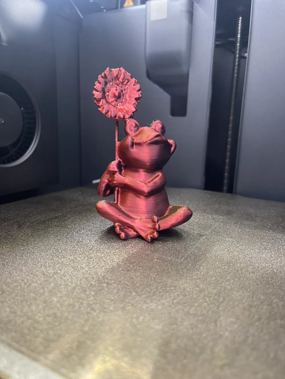 Frog with Sunflower sculpture by ShapeShift 3D Creations - MakerWorld