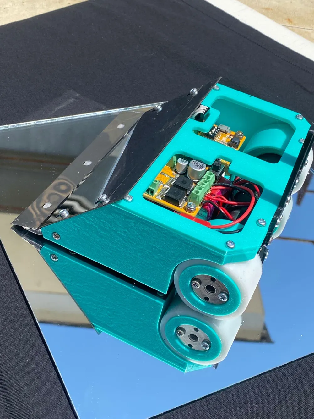 BD_BOT V1.0 Sumo Robot 1 KG by cibengssss MakerWorld: Download Free 3D Models