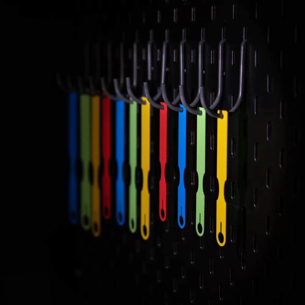 Minimalistic Flexible Key Tags by Akio-42 - MakerWorld