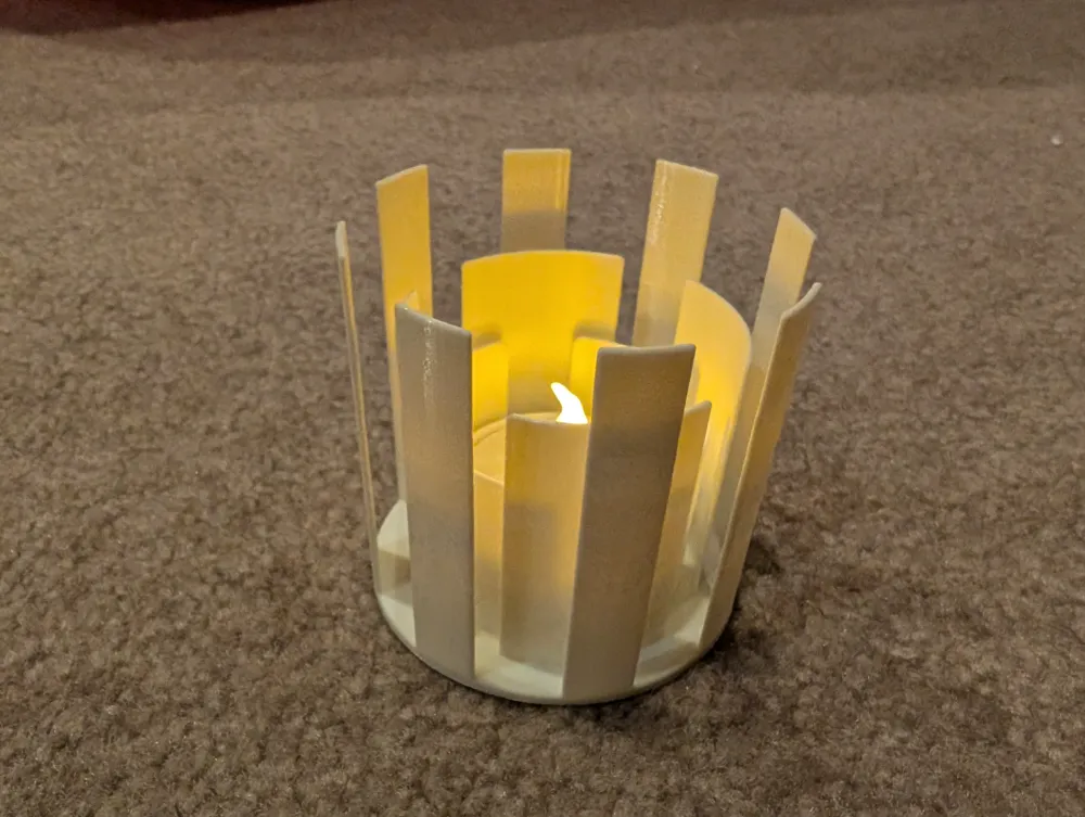 Tea light candle holder. Staggering fin pattern by Learningwholelife - MakerWorld