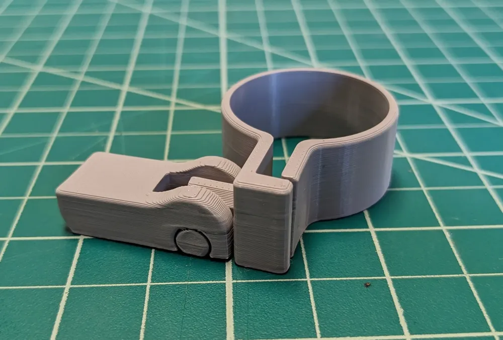 Pipe Clamp - Cam Lock, Print in Place by SqueakyRobot - MakerWorld