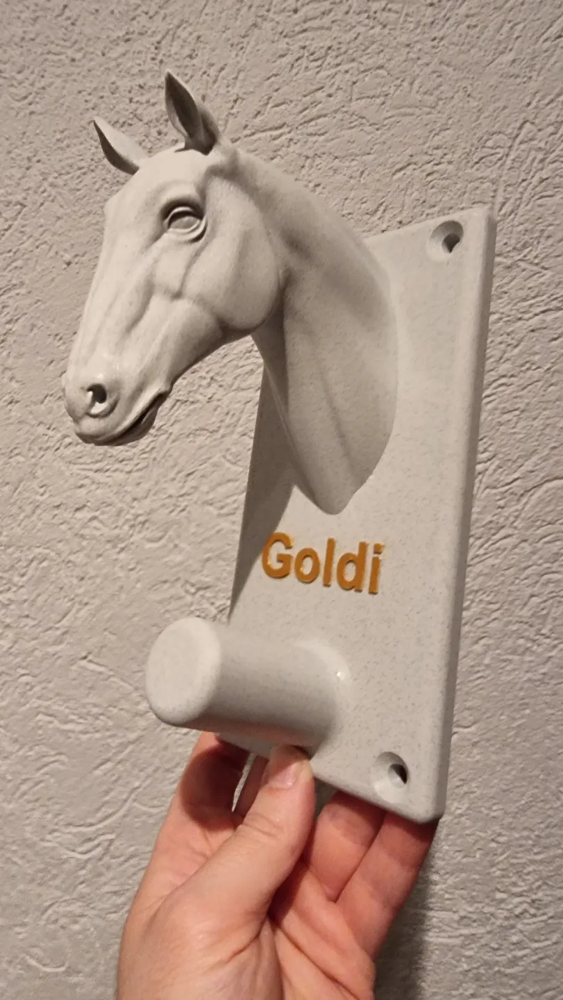 Bridle holder with horse head - Free 3D Print Model - MakerWorld