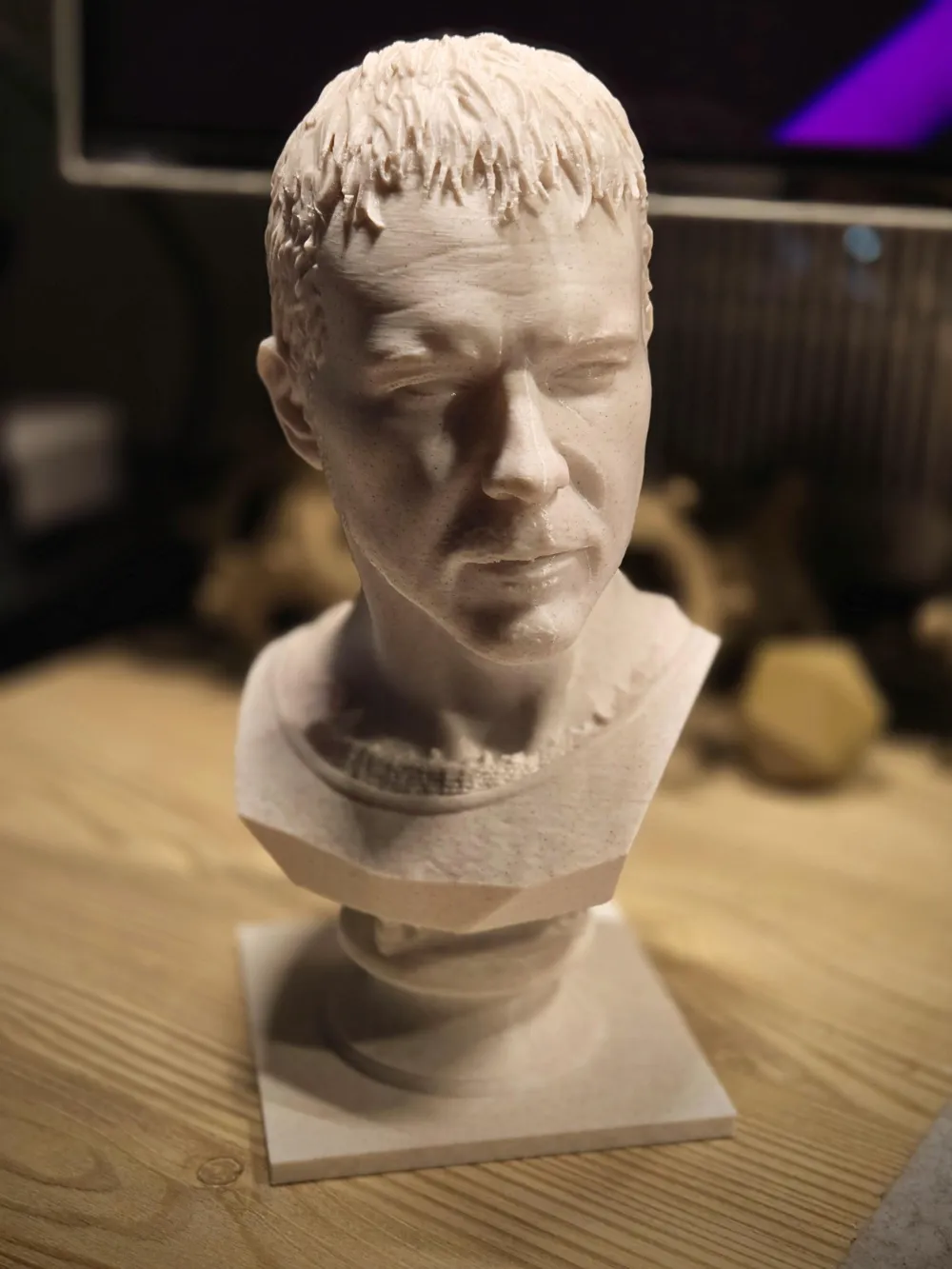 Bust of Maximus Decimus Meridius from Gladiator by TheAncientWay ...