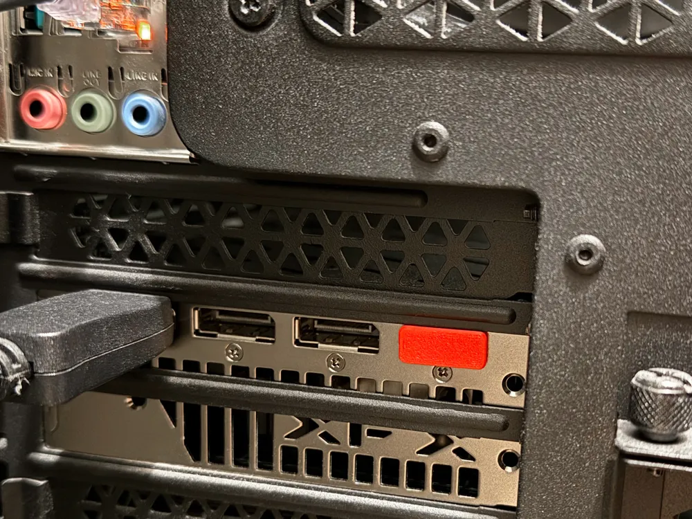 HDMI Port Dust Cover / Plug / Cap - Low Profile by br1acc - MakerWorld