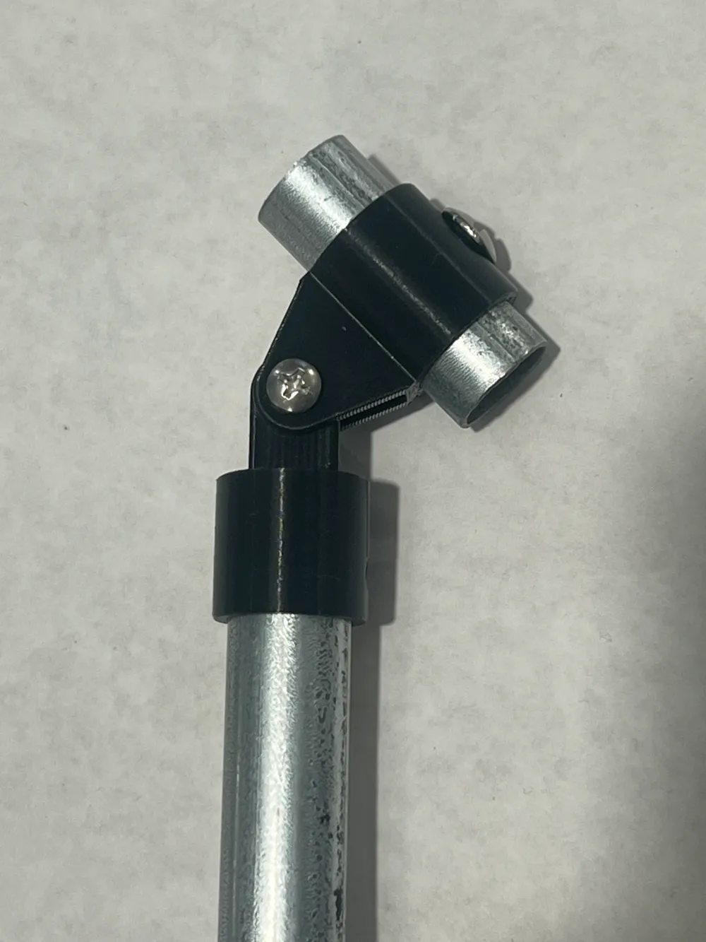 1/2" EMT Conduit Adjustable mounting Tee by sharah - MakerWorld