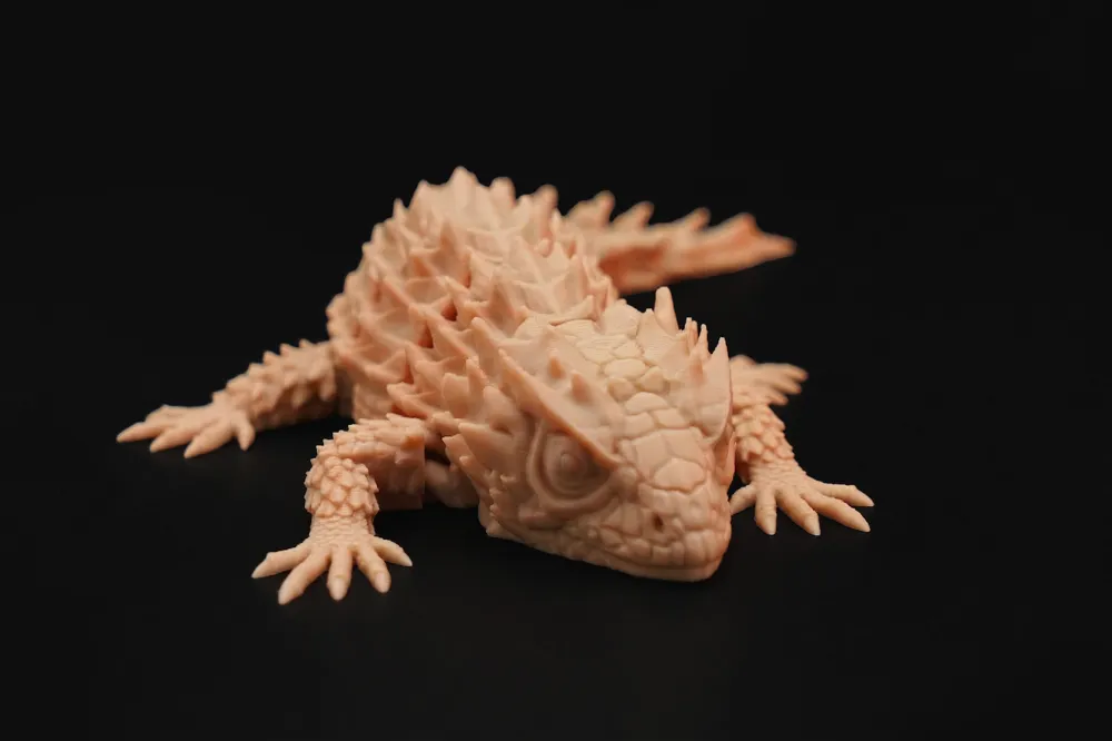 Realistic Articulated Armadillo Lizard - Free 3D Print Model - MakerWorld