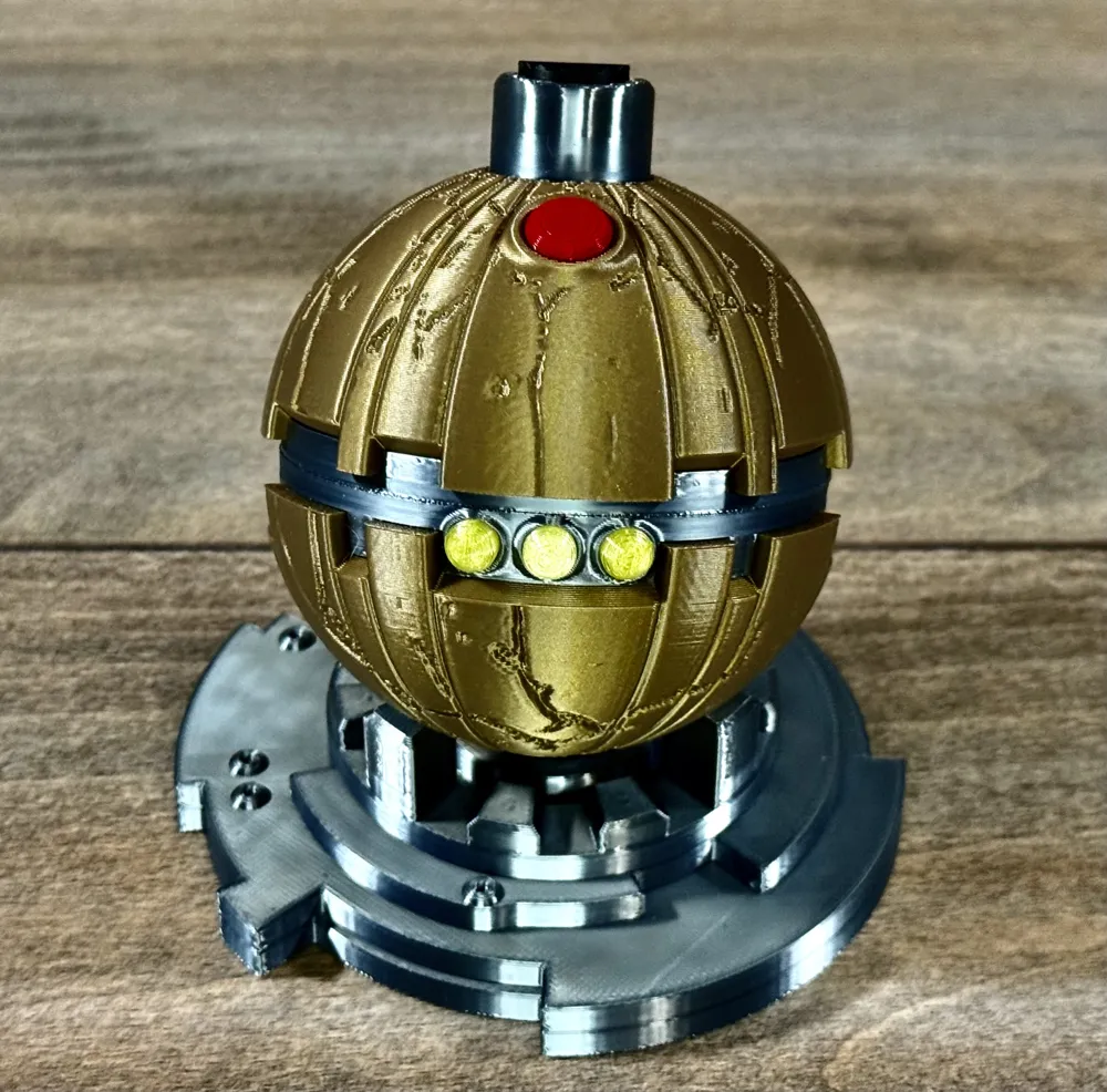 Thermal Detonator with Data Port Display - Free 3D Print Model - MakerWorld