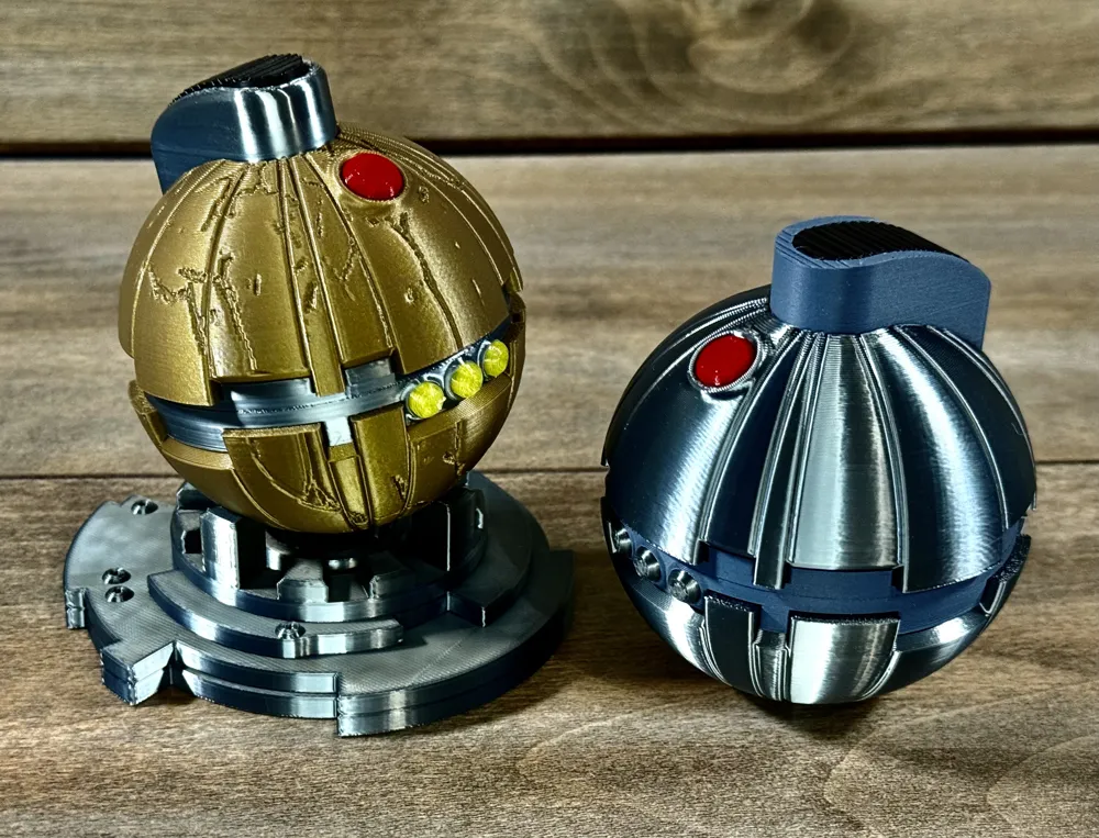 Thermal Detonator with Data Port Display - Free 3D Print Model - MakerWorld