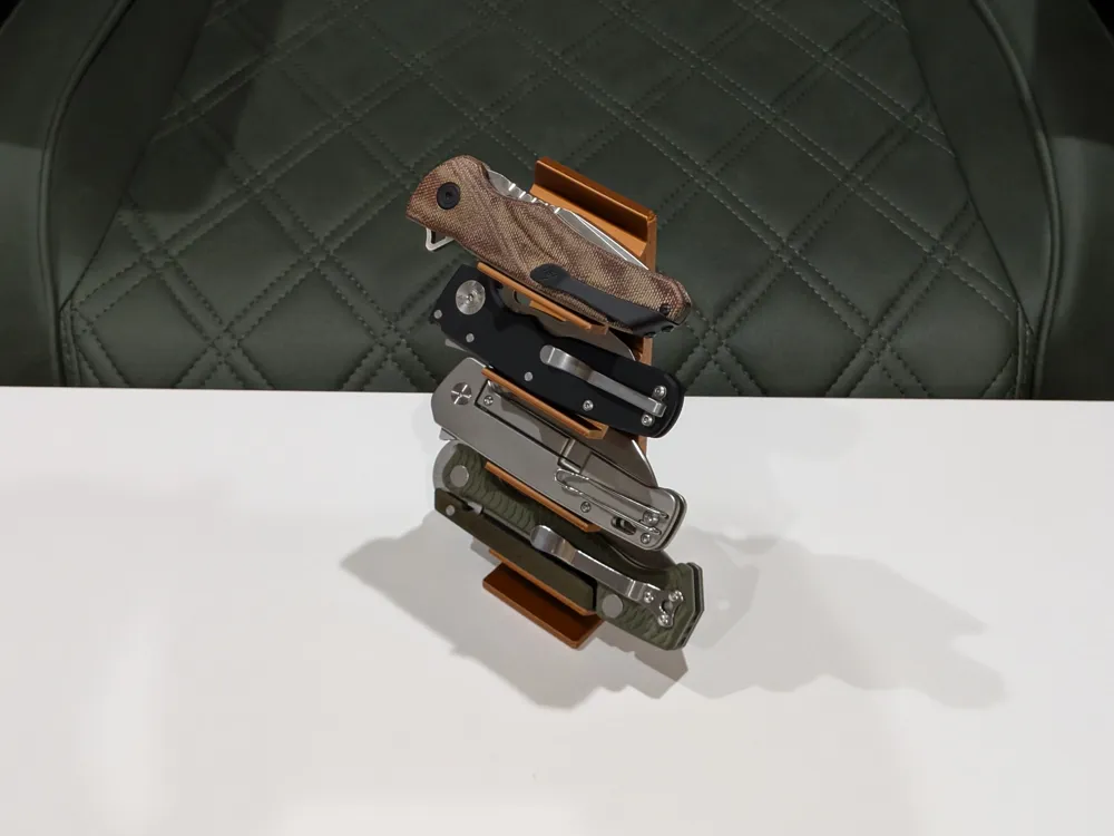 Pocket Knife Display - 4 Knives /Narrow Version - Free 3D Print Model ...