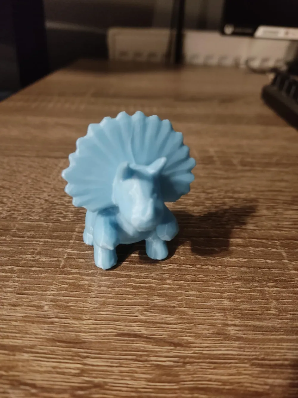 Triceratops with hands by Oki1 - MakerWorld