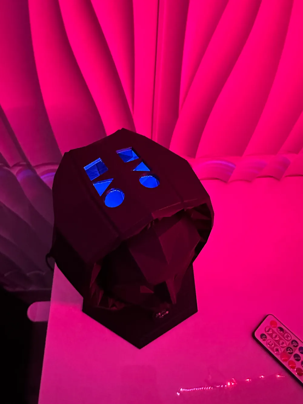 Frontman Headphone Stand by Applejax_IndustriesMakerWorld: Download ...