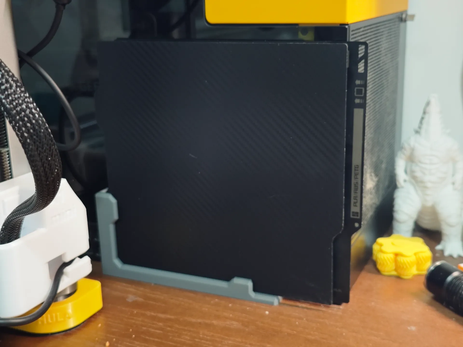 A1 mini Printable Magnetic and Adhesive Build Plate Holder by Zardozlv ...