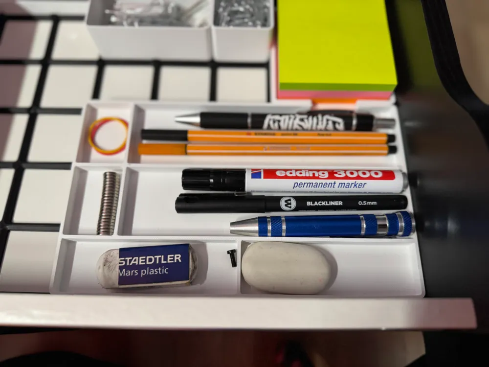 Gridfinity Pen Tray by dasTimm - MakerWorld