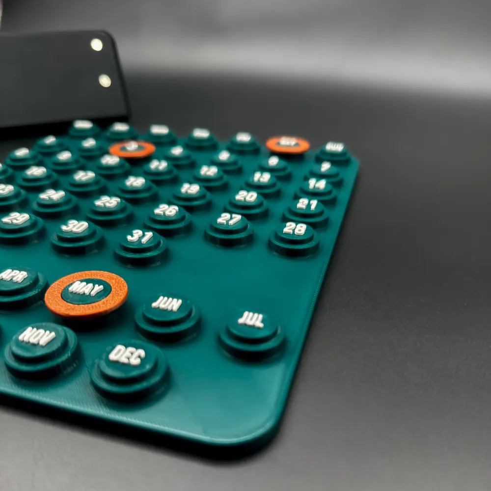 Perpetual Desk Calendar - Infinity Calendar by atakan MakerWorld ...