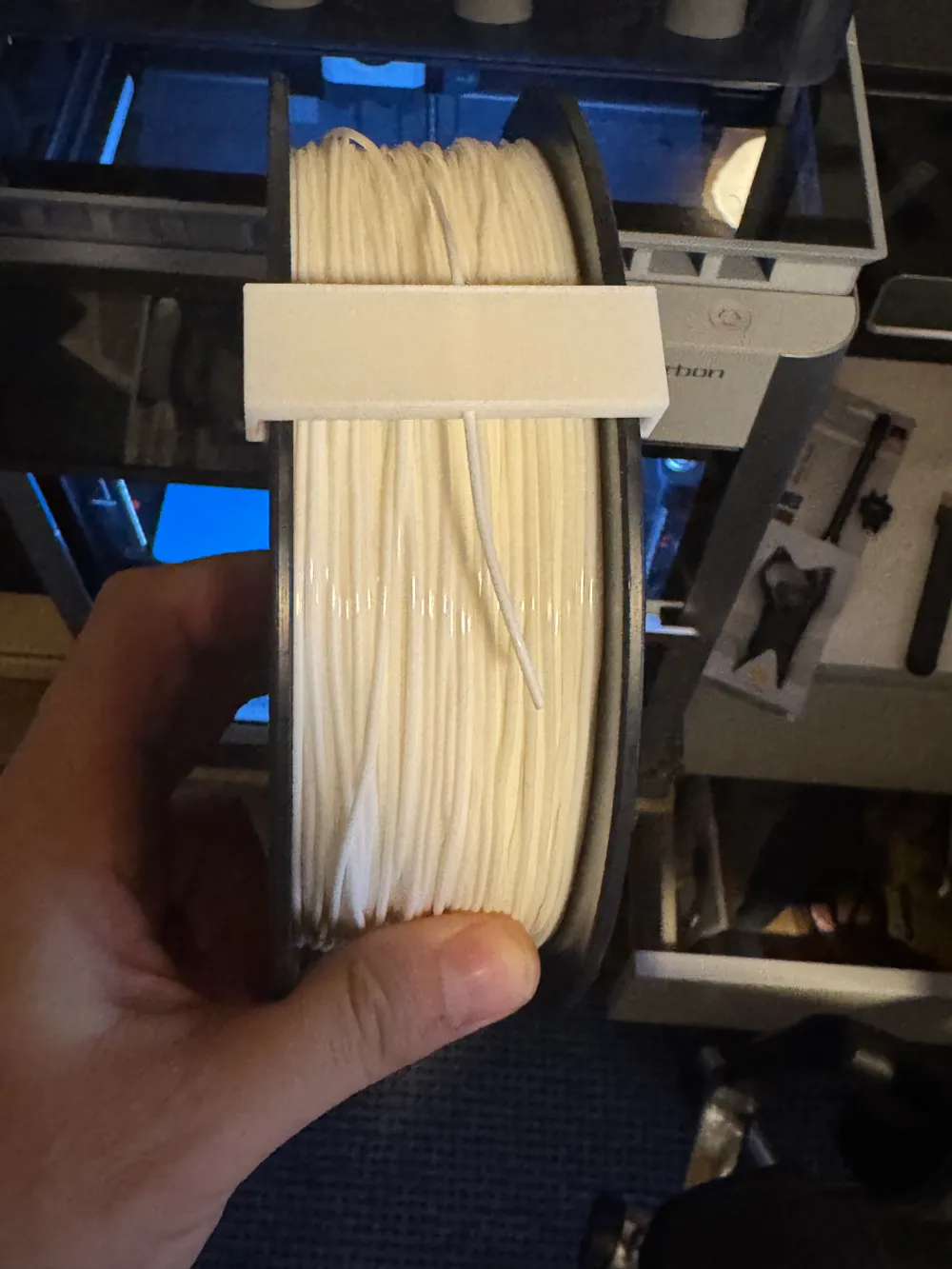 Filament Clips for GEEETECH spools Remixed by HeadStyler - MakerWorld