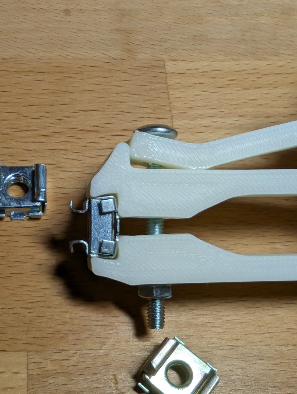 19" Rack Cage Nut install and remove tool by chrisax212 - MakerWorld