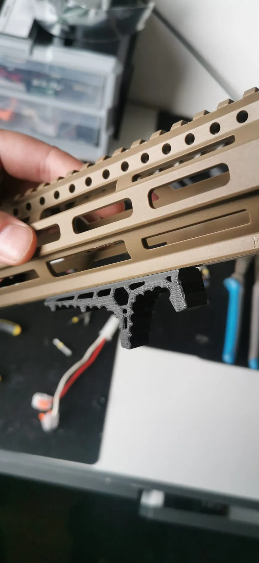 Mlok Handstop - Free 3D Print Model - MakerWorld