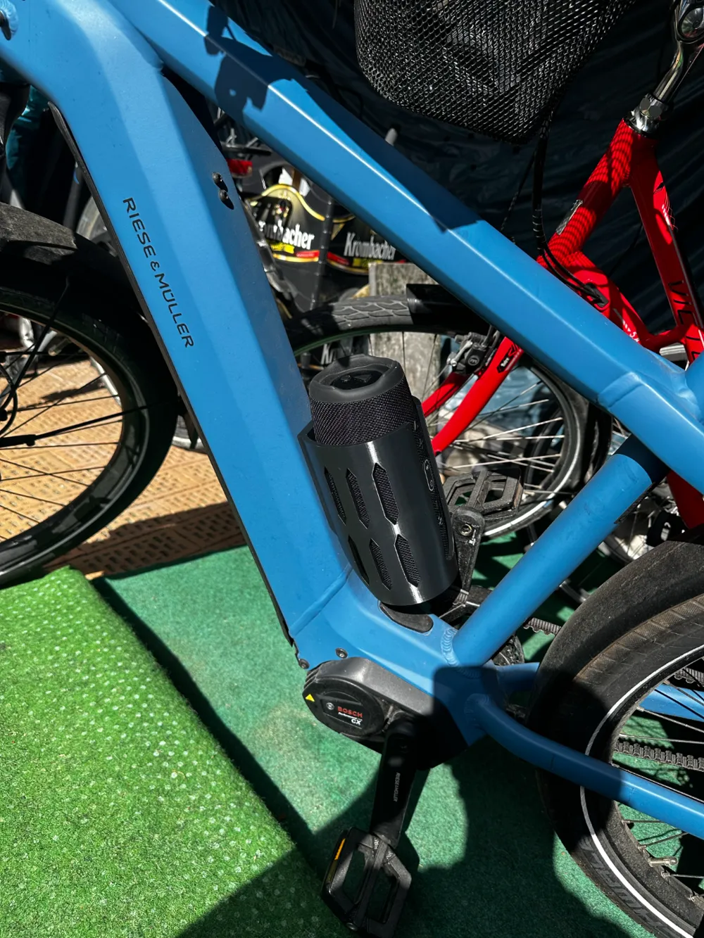 JBL Charge 5 holder for bike by Kenttox MakerWorld: Download Free 3D Models