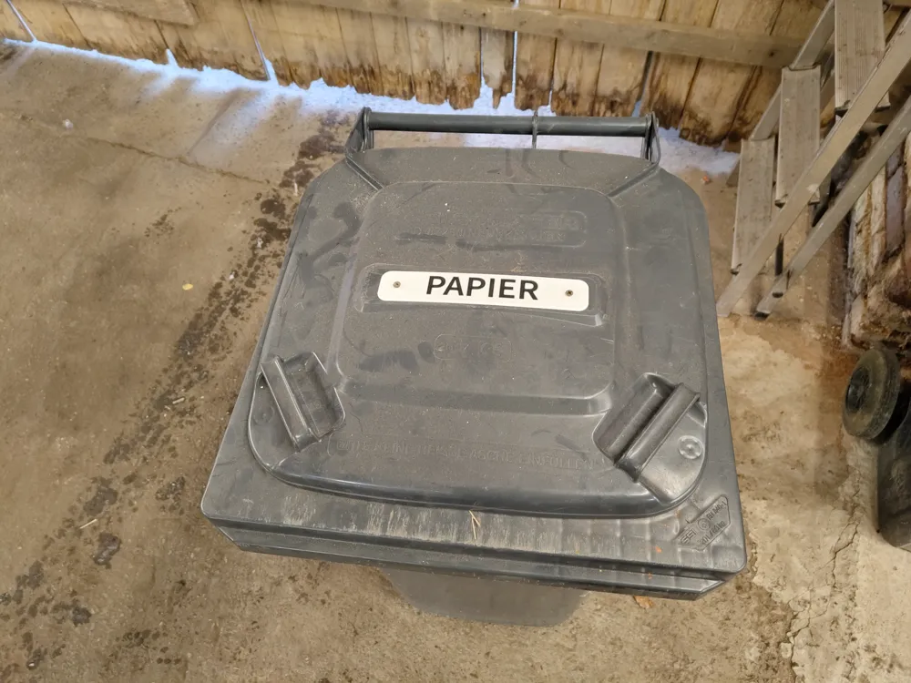 Customizable Trash Can Signs by Stevi96 - MakerWorld