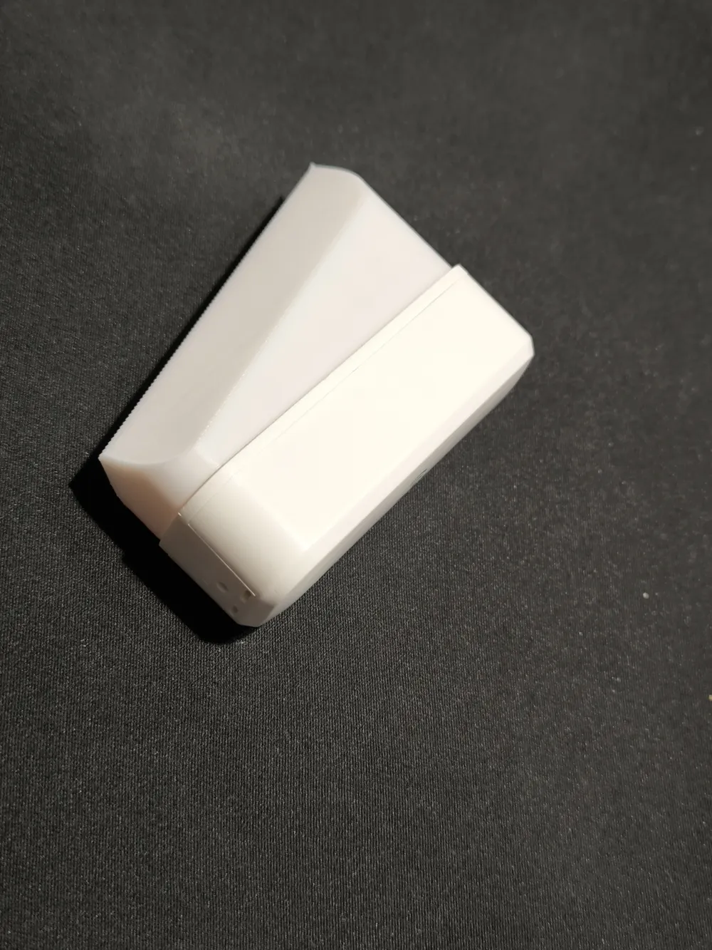 Corner angle bracket for presence sensor - Free 3D Print Model - MakerWorld