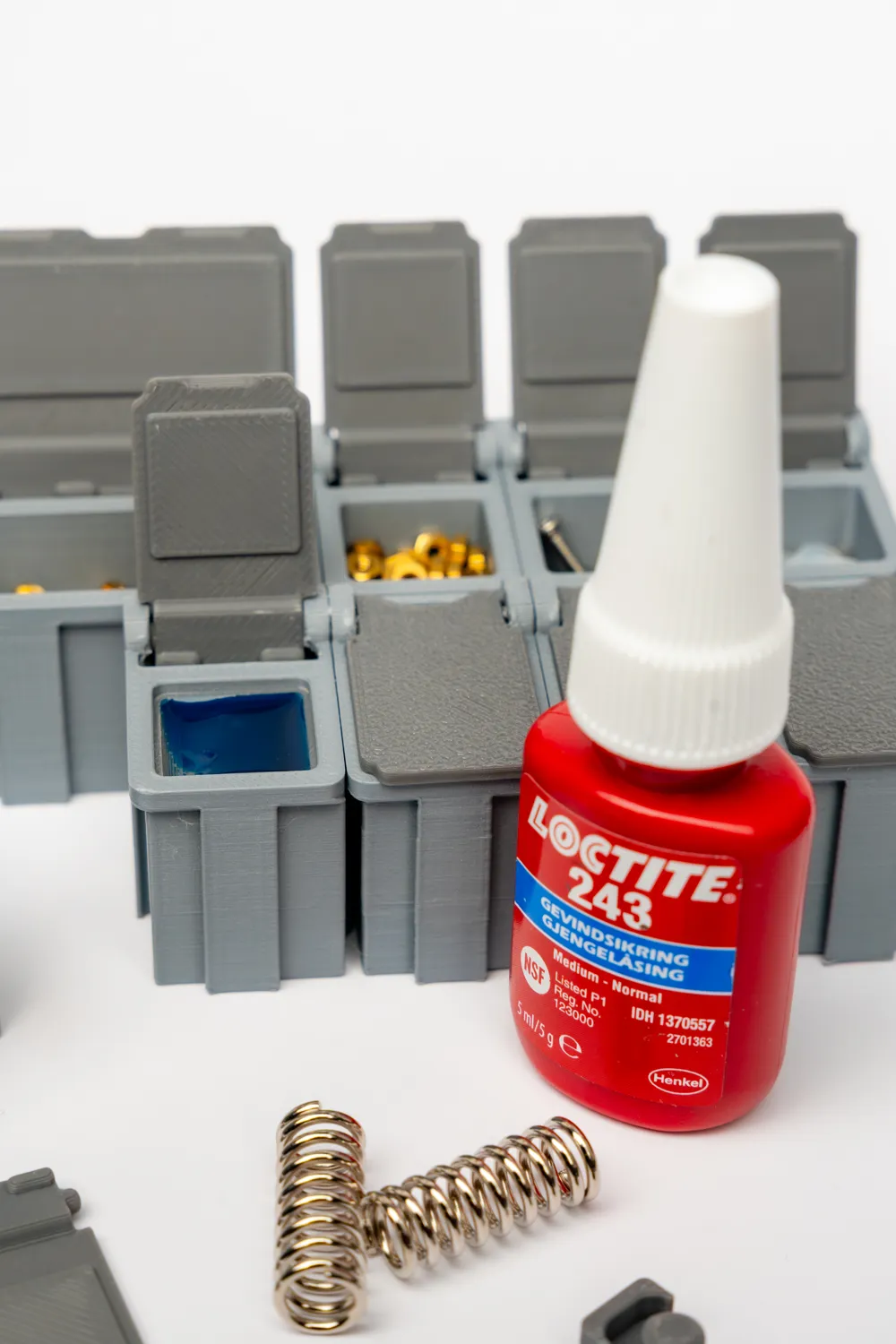 用于小零件的小型模块化盒子 来自 danielhjortjacobsen MakerWorld：免费下载 3D 模型