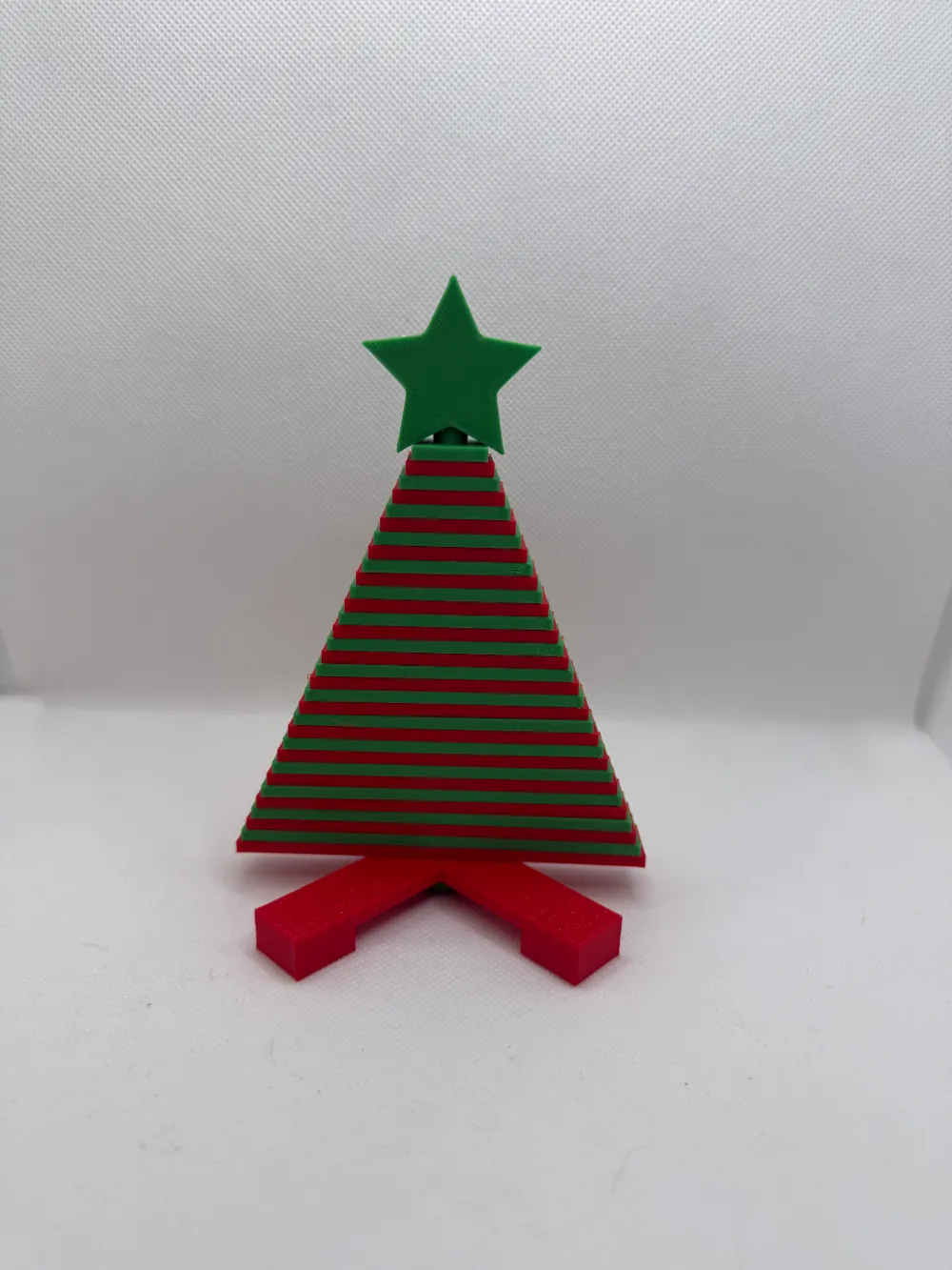 Interactive Christmas Tree (2 Plates) by 3DPrintSmith - MakerWorld