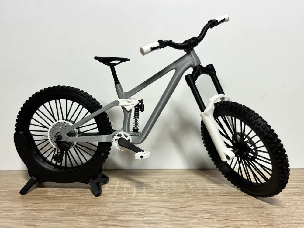 Transition Bottle Rocket Bike Model - Free 3D Print Model - MakerWorld