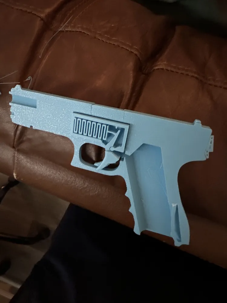 Glock 17 super realistic - Free 3D Print Model - MakerWorld
