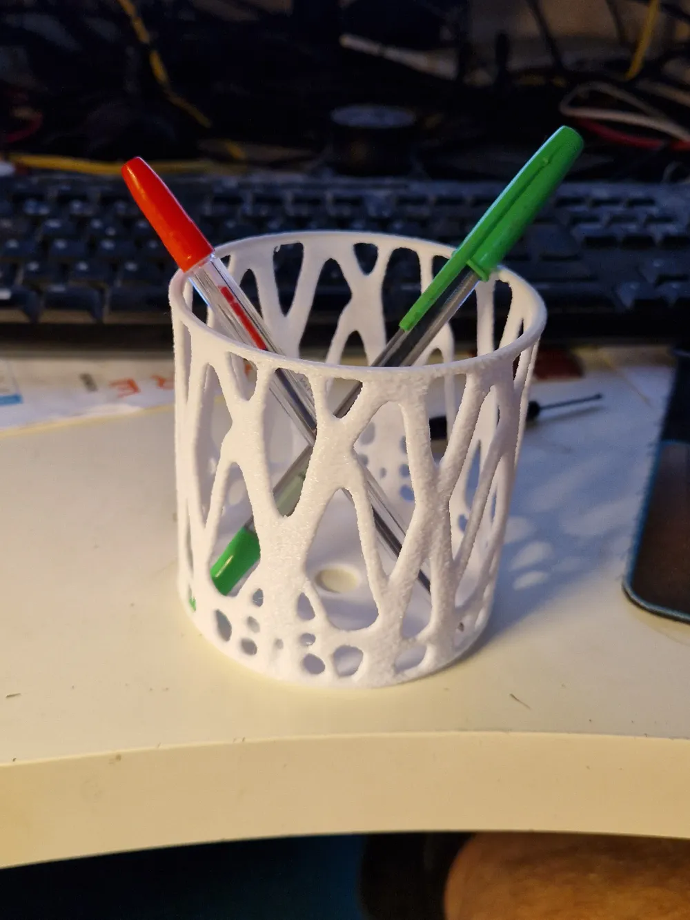 Organic Pen Holder by Janne. - MakerWorld