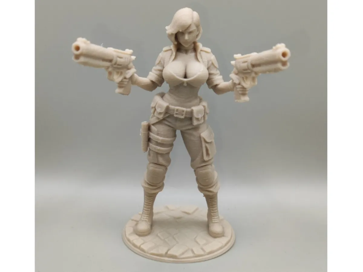 Figura de chica estilo militar por Atomic MakerWorld: Descarga Modelos 3D Gratuitos