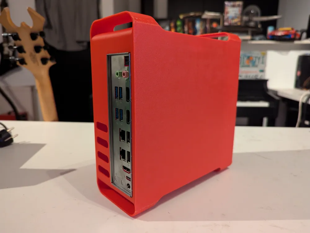 Mini ITX Case "PawerMak" - Free 3D Print Model - MakerWorld