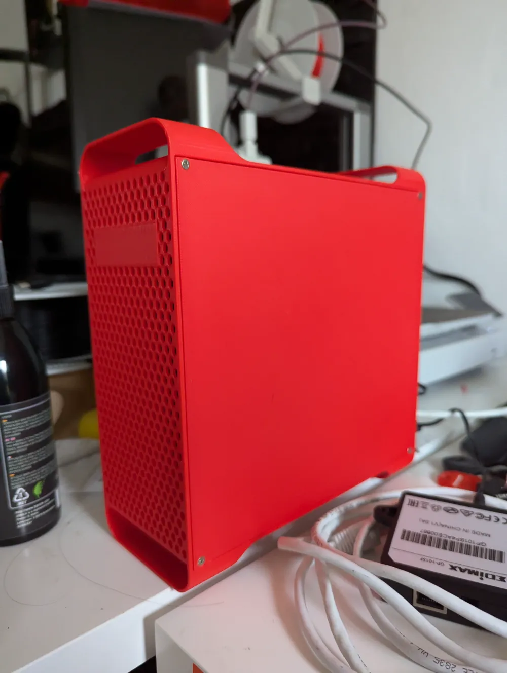 Mini ITX Case "PawerMak" - Free 3D Print Model - MakerWorld